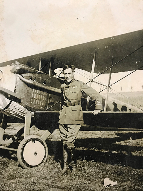 Neither here nor there | Features | Yale Alumni Magazine