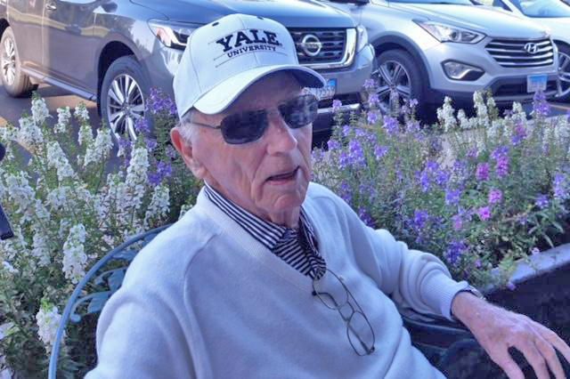 Frank J. Morgan ’47 | Obituaries | Yale Alumni Magazine