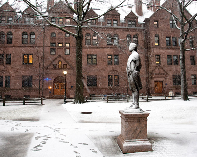 The man who made Hale | Arts & Culture | Yale Alumni Magazine