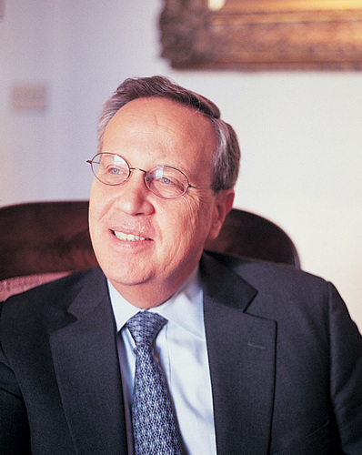 Spending more, charging less | Q&A: Rick Levin | Yale Alumni Magazine