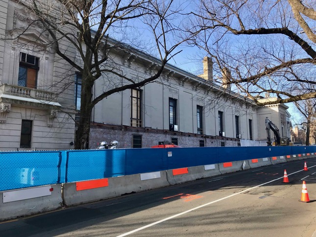 Inside Commons | Daily Snap | Yale Alumni Magazine